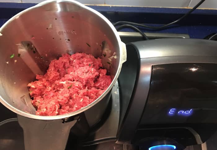 Como se hace CARNE PICADA en CASA - ¿Robot o Picadora?