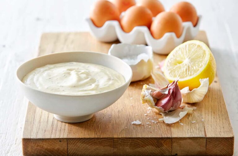 Como hacer SALSA ALIOLI con batidora paso a paso - FÁCIL y RÁPIDO